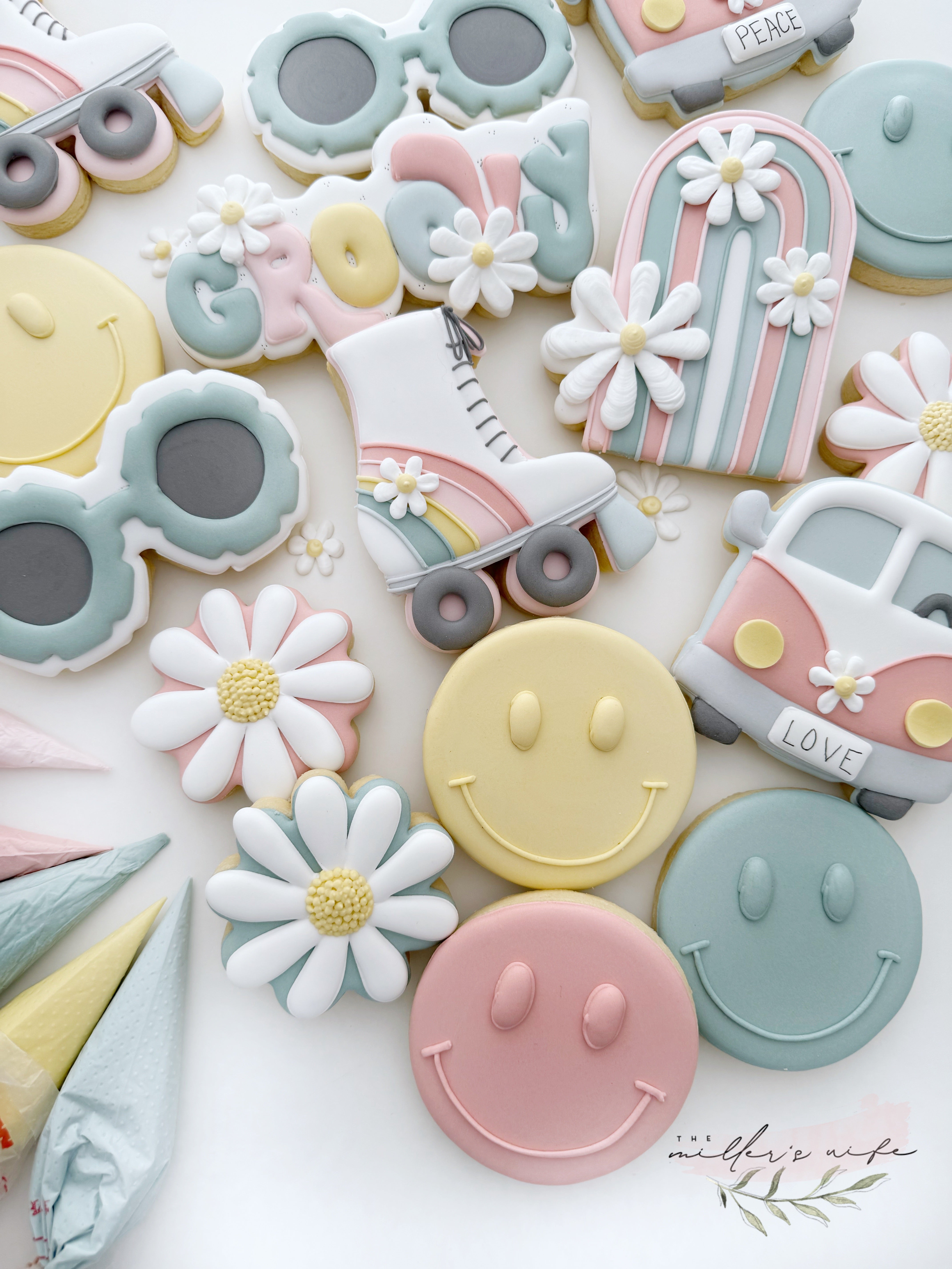 Groovy Beginners Cookie Decorating Class – The Millers Wife Custom Cookies